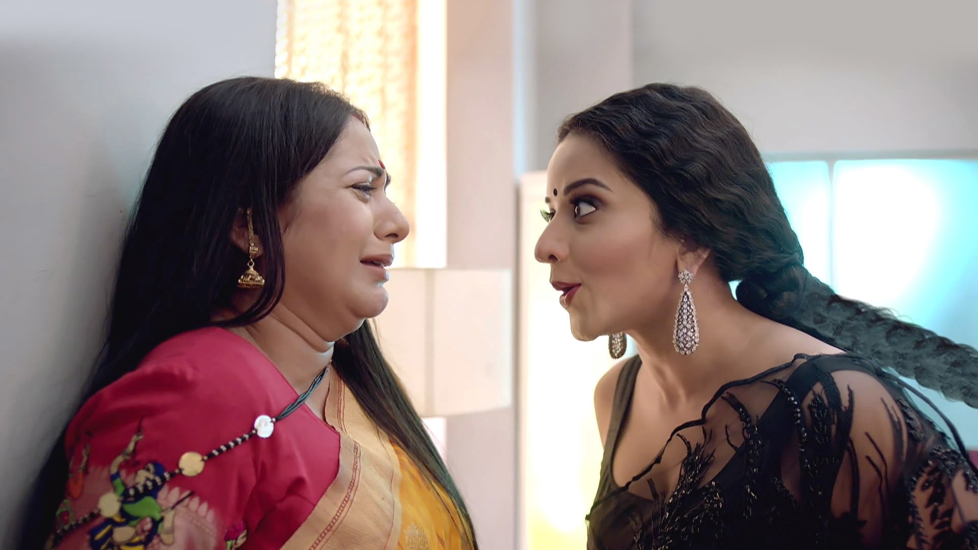 Watch Nazar S1 Episode 207 on JioHotstar