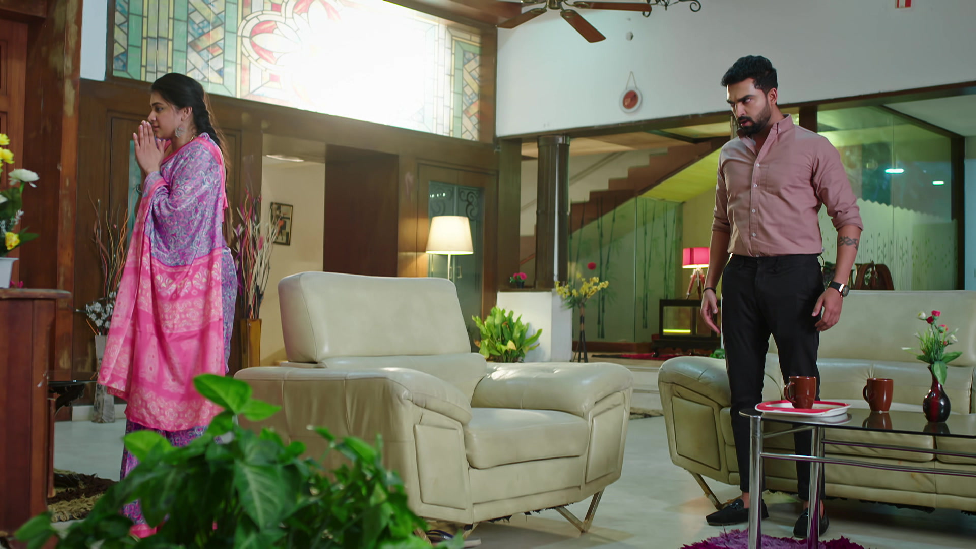 Watch Krishna Mukunda Murari Episode 124 on JioHotstar