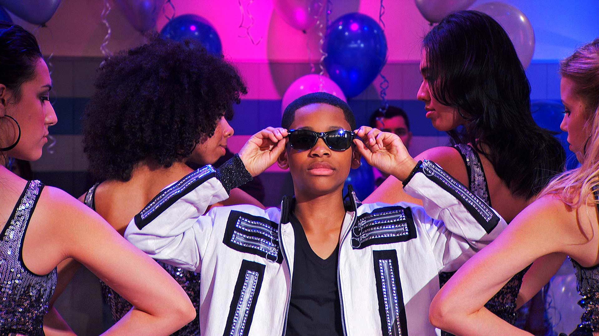 Watch Lab Rats S1 Episode 4 on JioHotstar