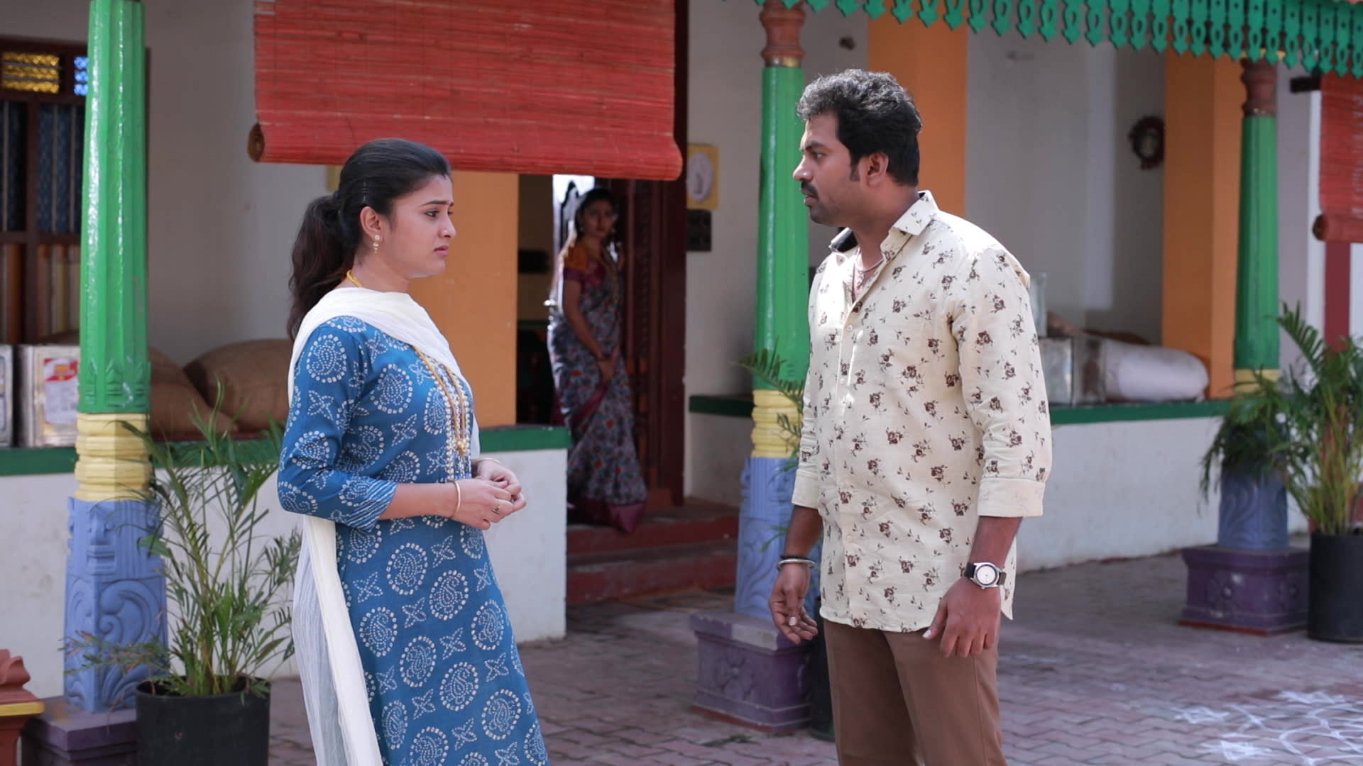 Watch pandian-stores only on Watcho