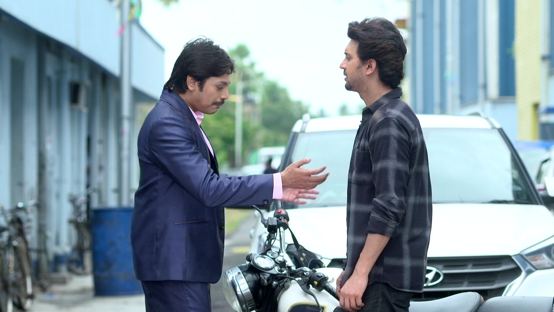 Watch Khelaghor S1 Episode 241 on JioHotstar