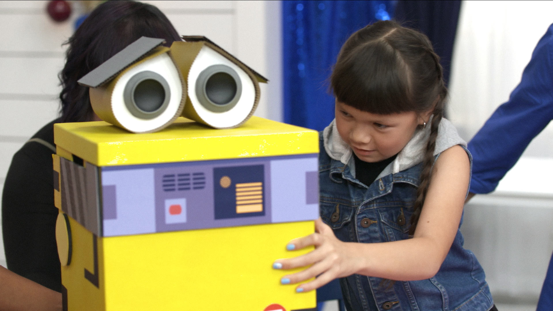 Stream WALL-E: Recycling Container Season 1 Episode 25 – WALL-E: Recycling Container on Disney+ ...