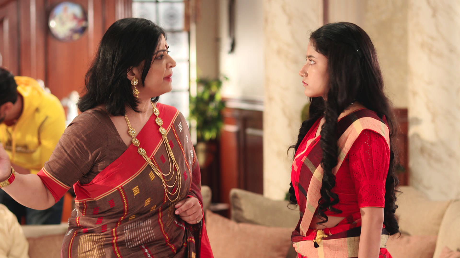 Watch Godhuli Alap Episode 34 on JioHotstar