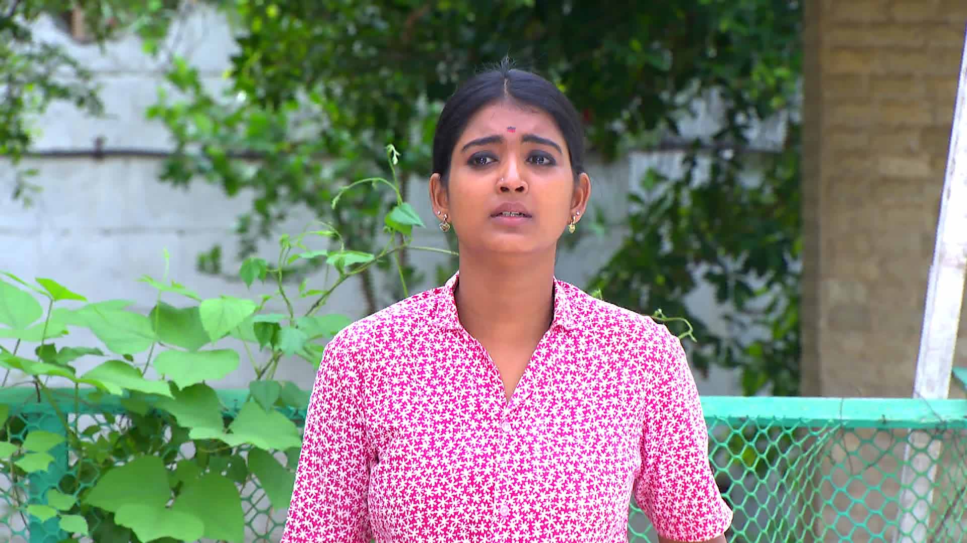 Watch Neelakuyil S1 Episode 200 on JioHotstar
