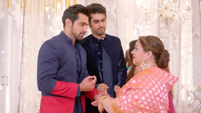 Watch Bahu Begum Episode 8 on JioHotstar