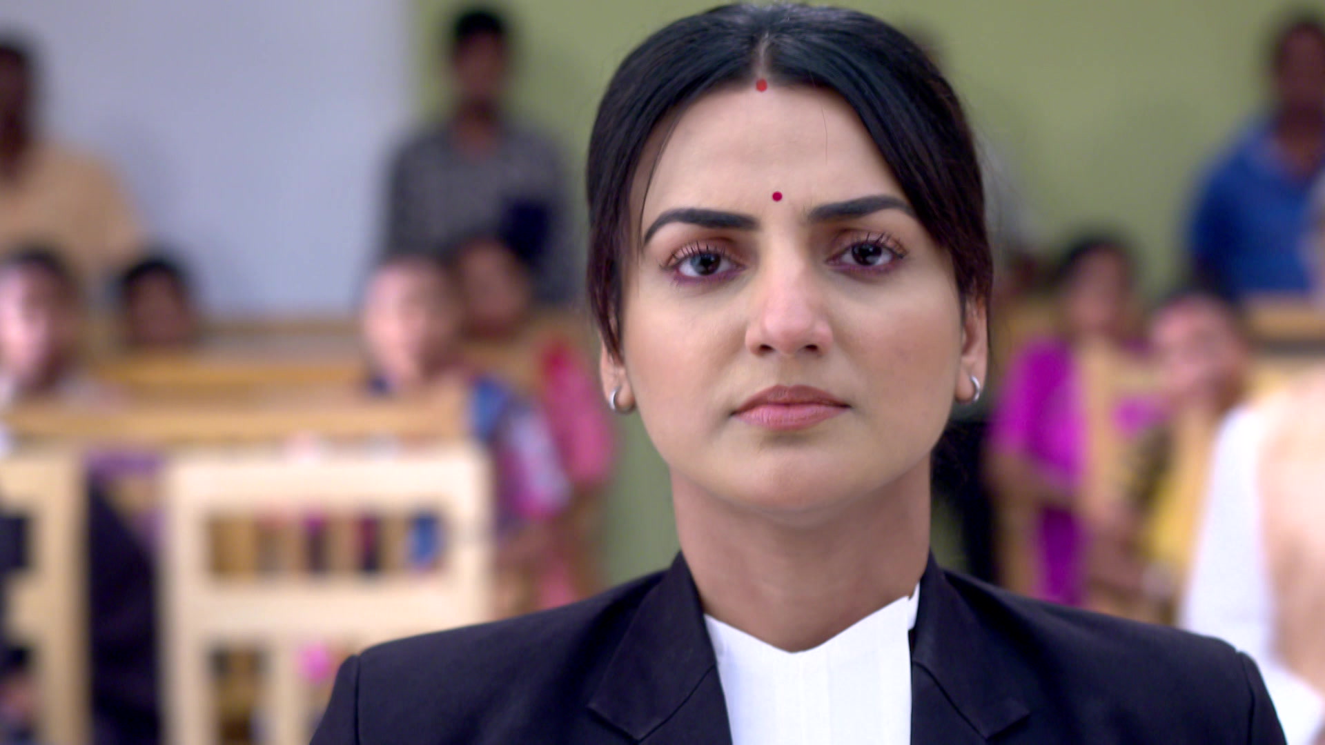 Watch Geeta LL.B S1 Episode 301 on JioHotstar