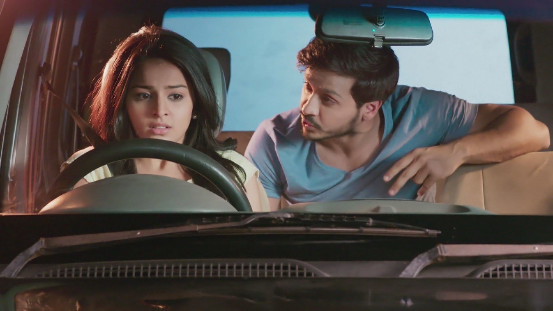 Watch Mariam Khan Reporting Live S1 Episode 121 On Jiohotstar