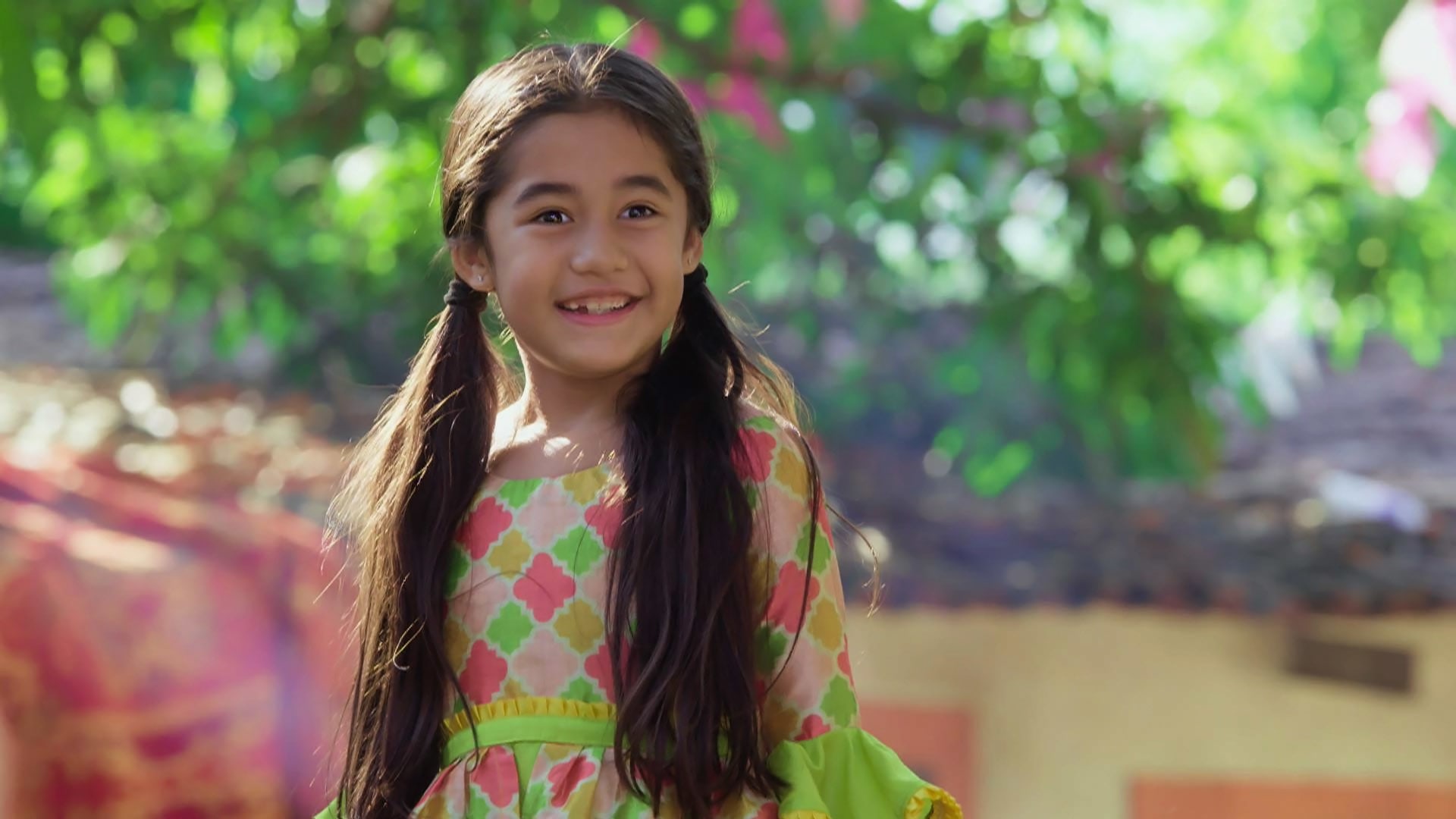 Watch Kullfi Visits Chiroli Online