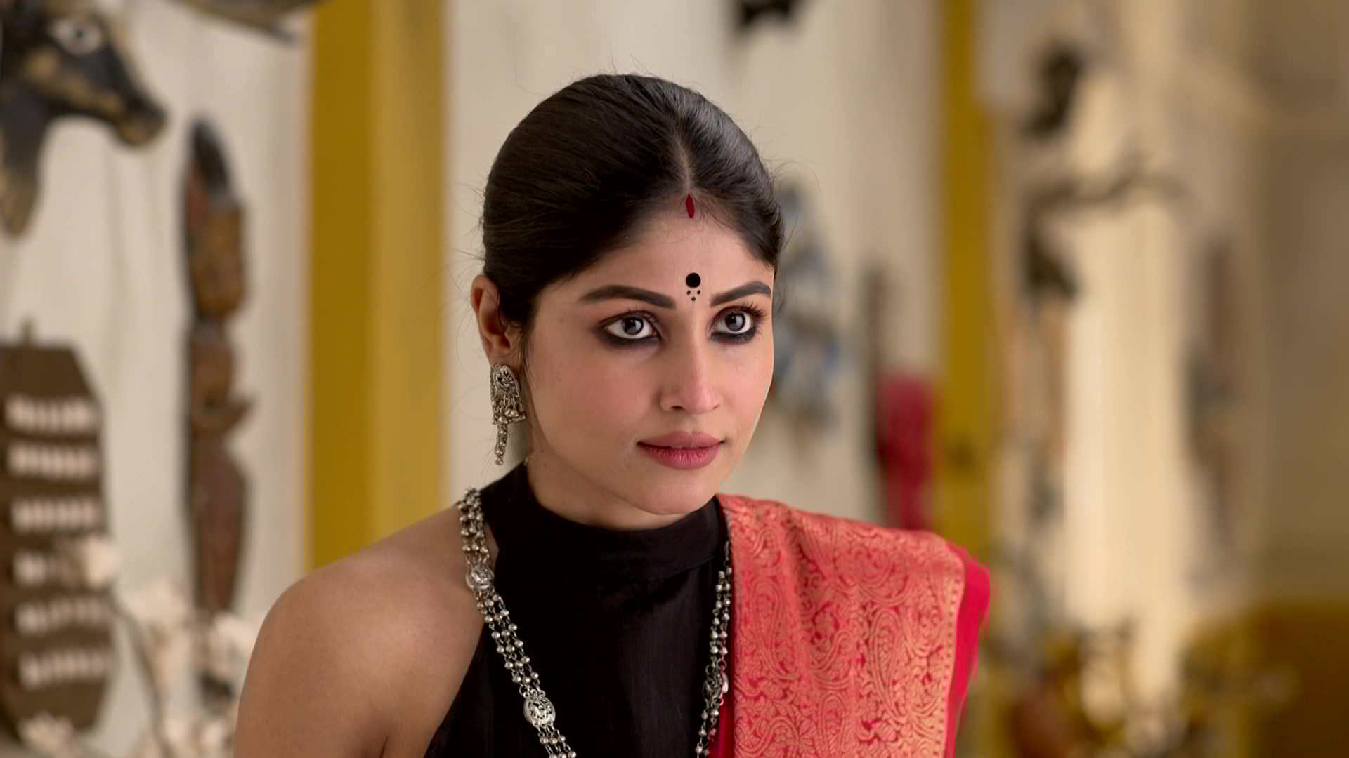 Watch Cheeni Episode 318 on JioHotstar