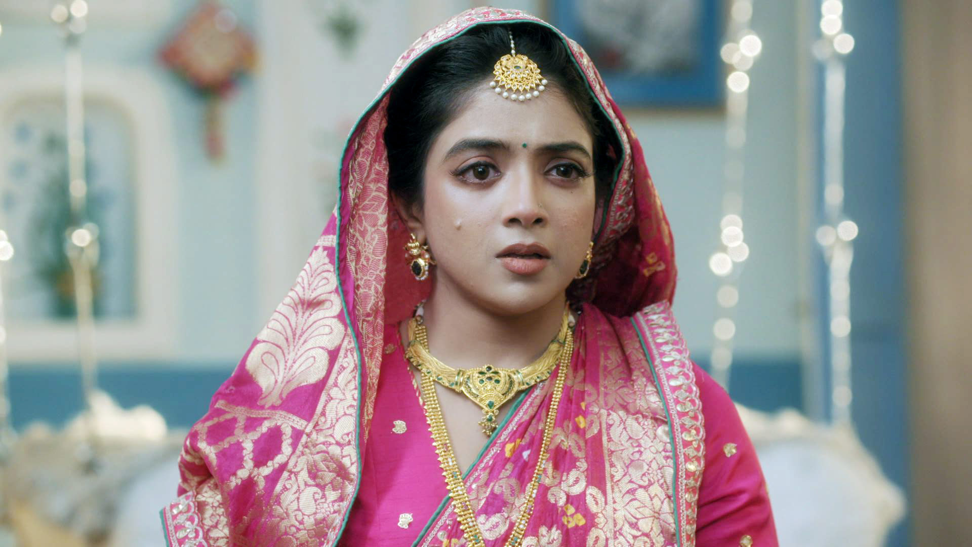 Watch Aankh Micholi Episode 32 on JioHotstar