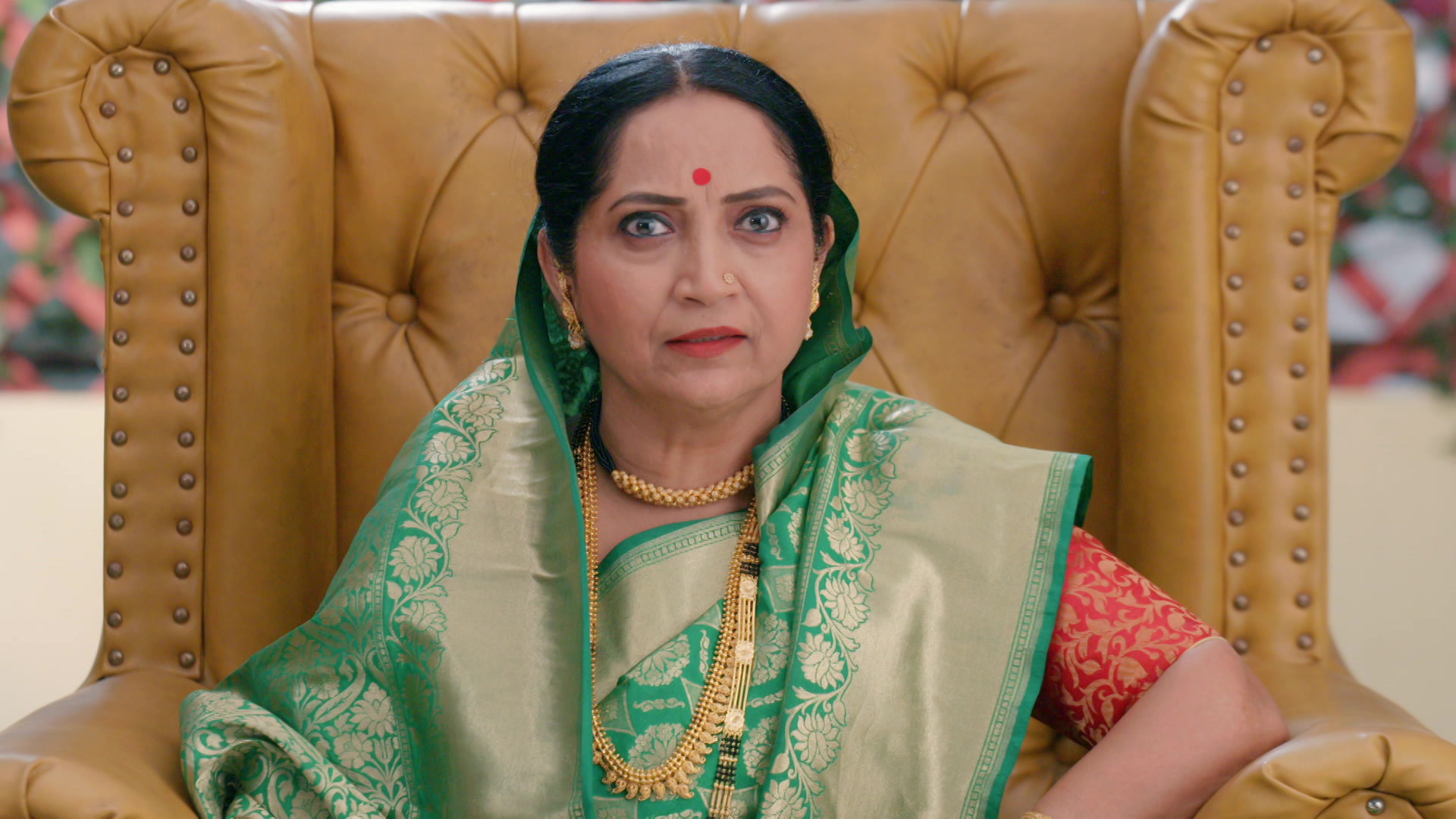 Watch Halad Rusali, Kunku Hasalaa S1 Episode 95 on JioHotstar