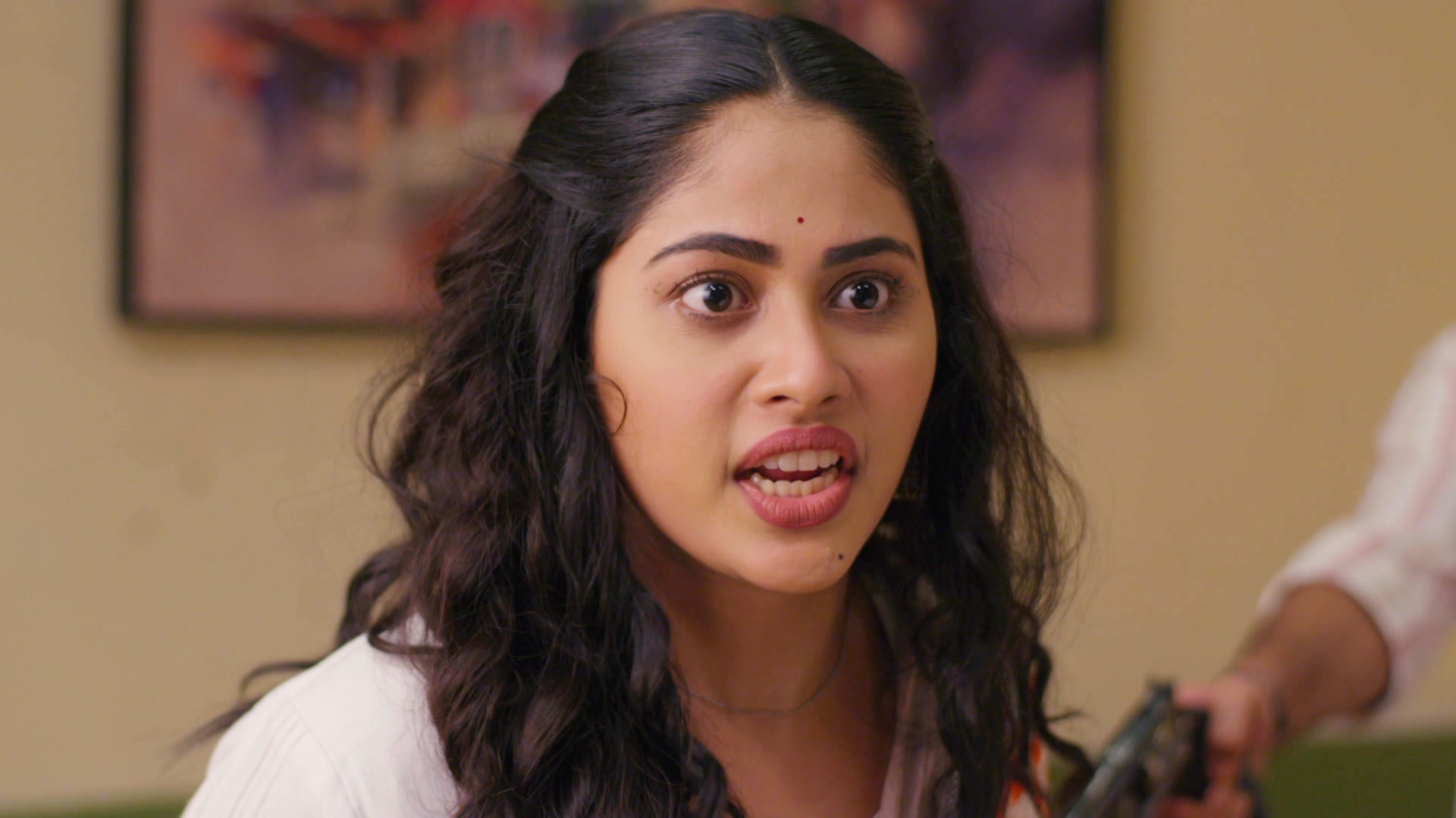 Watch Aboli Episode 1103 on JioHotstar