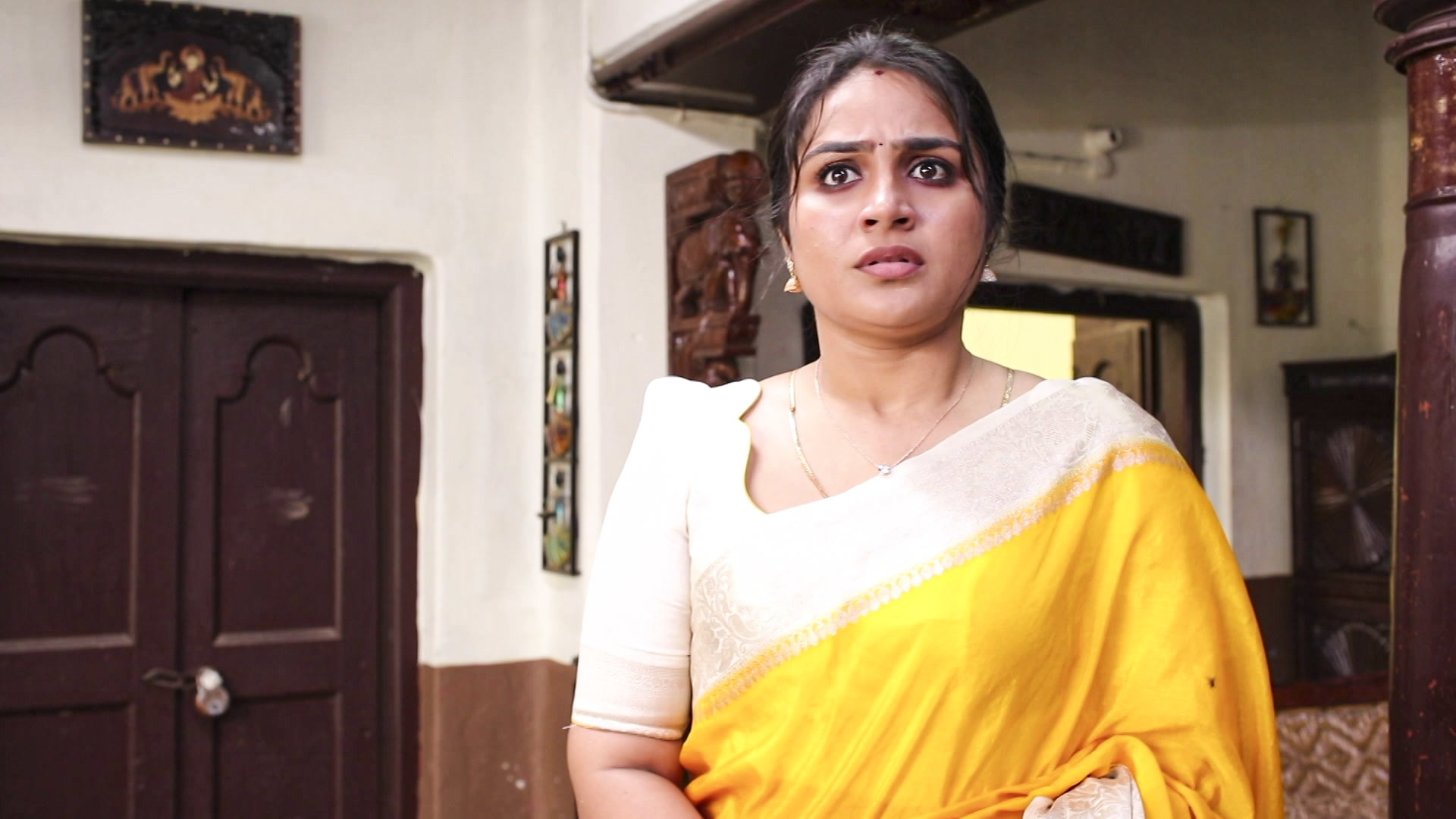 Stream Rohini in a Tough Spot Season 3 Episode 850 – Rohini in a Tough ...