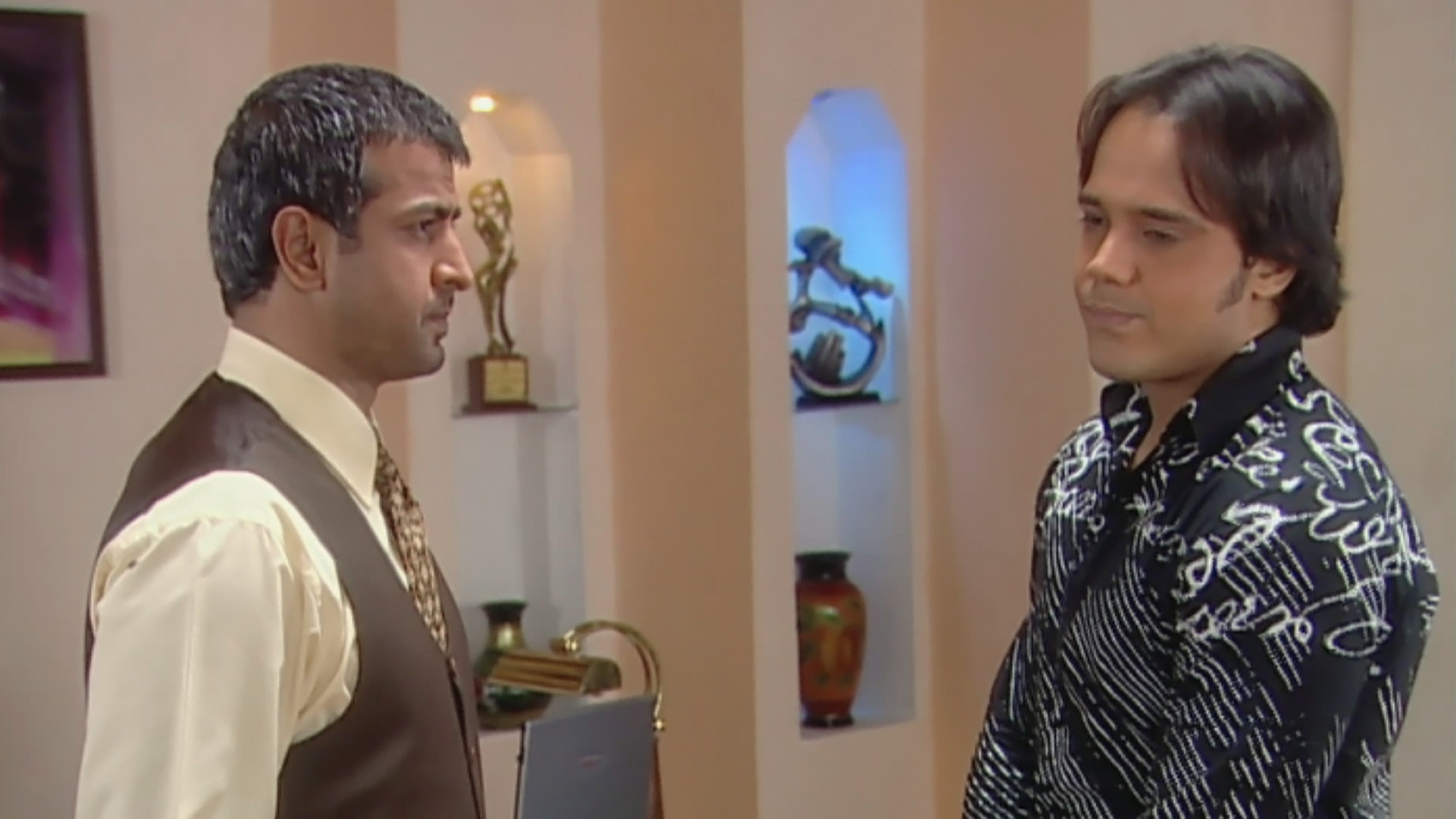Stream Rishabh warns Debo Season 14 Episode 20 – Rishabh warns Debo on ...