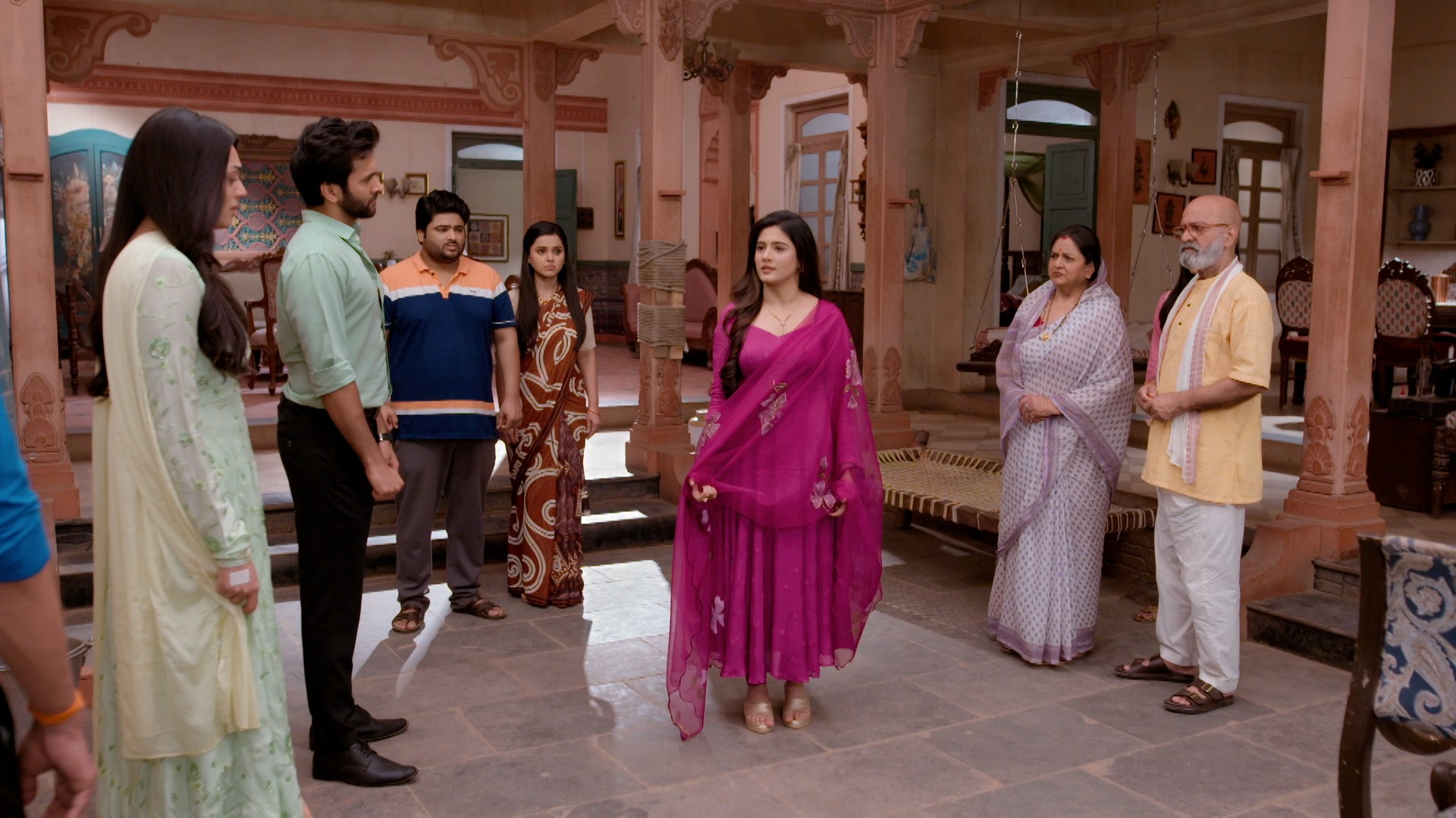 Watch Ram Bhavan S1 Episode 156 on JioHotstar