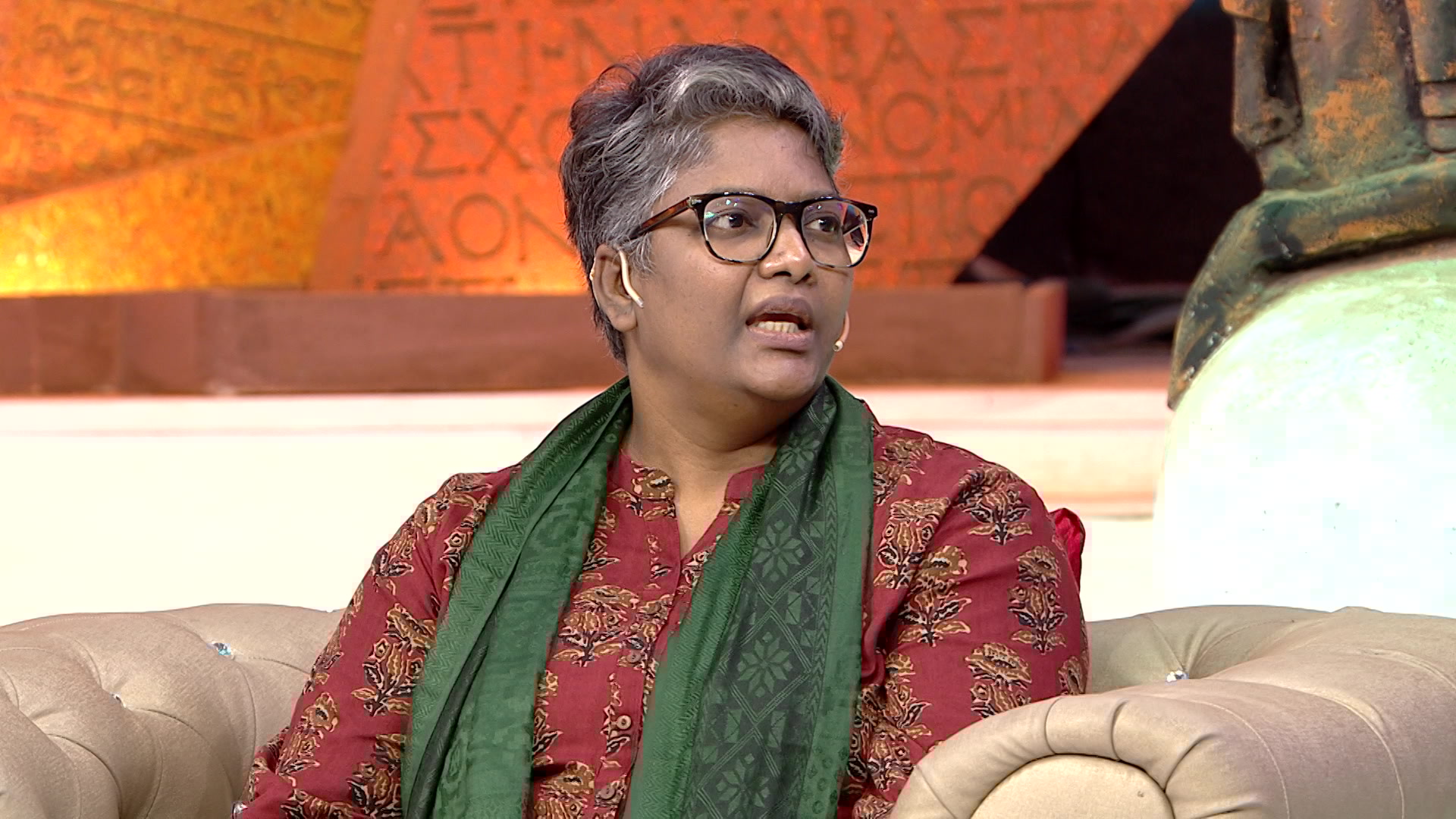 Watch Neeya Naana Episode 341 on JioHotstar