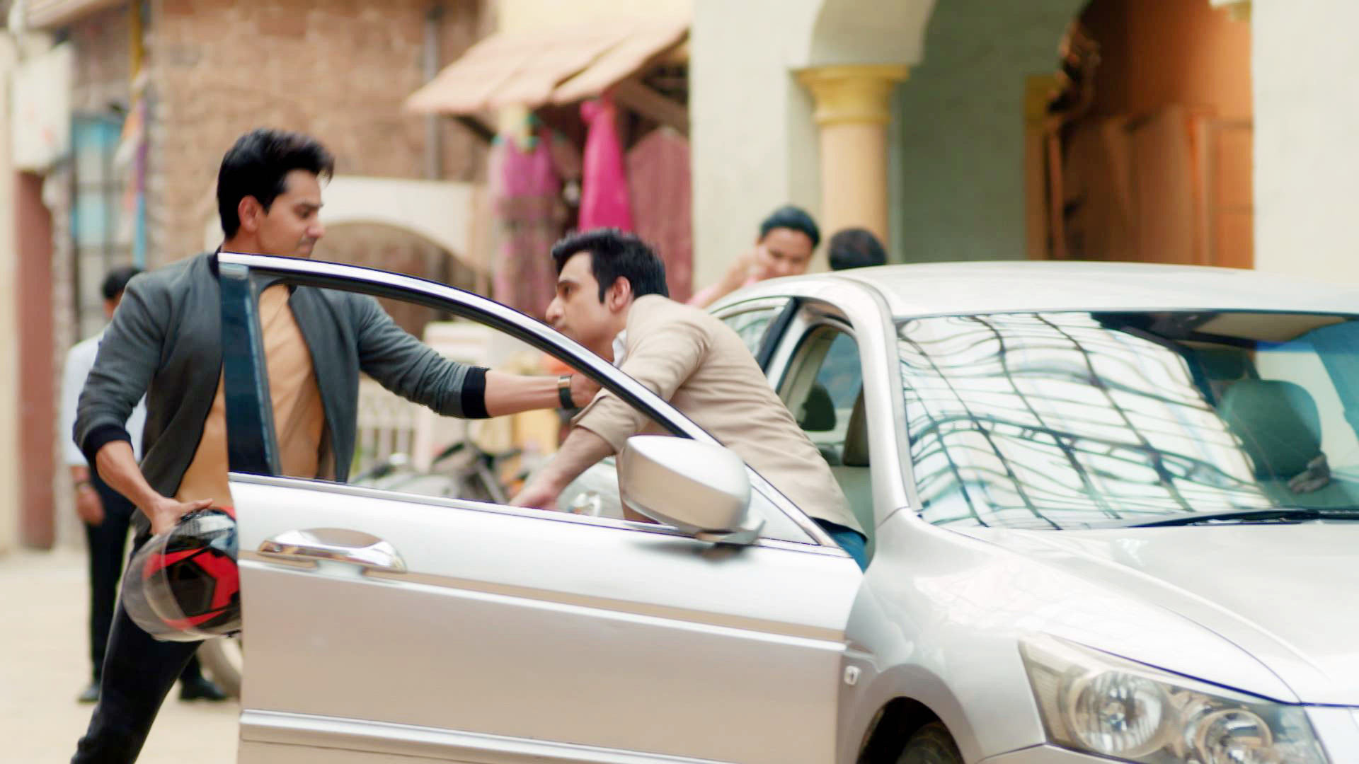 Watch pandya-store All Episodes | Watcho