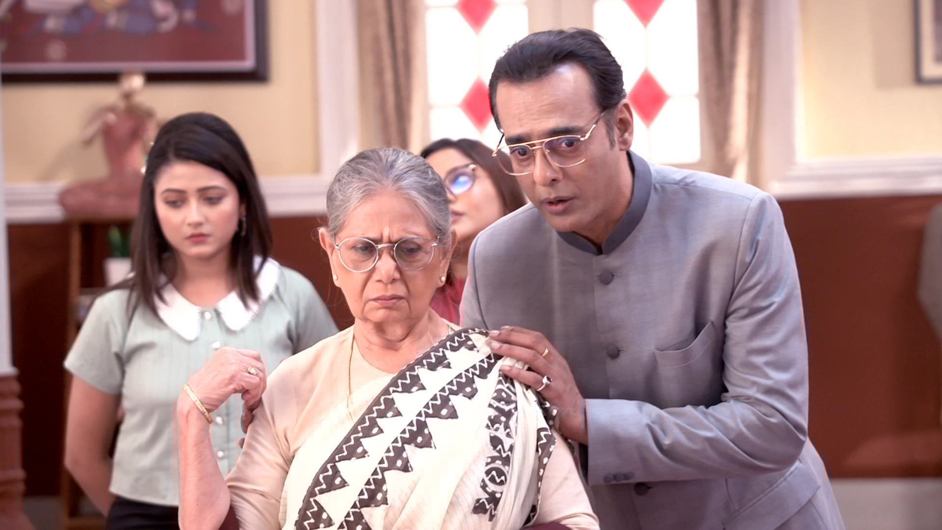 Watch Dui Shalik Episode 44 on JioHotstar