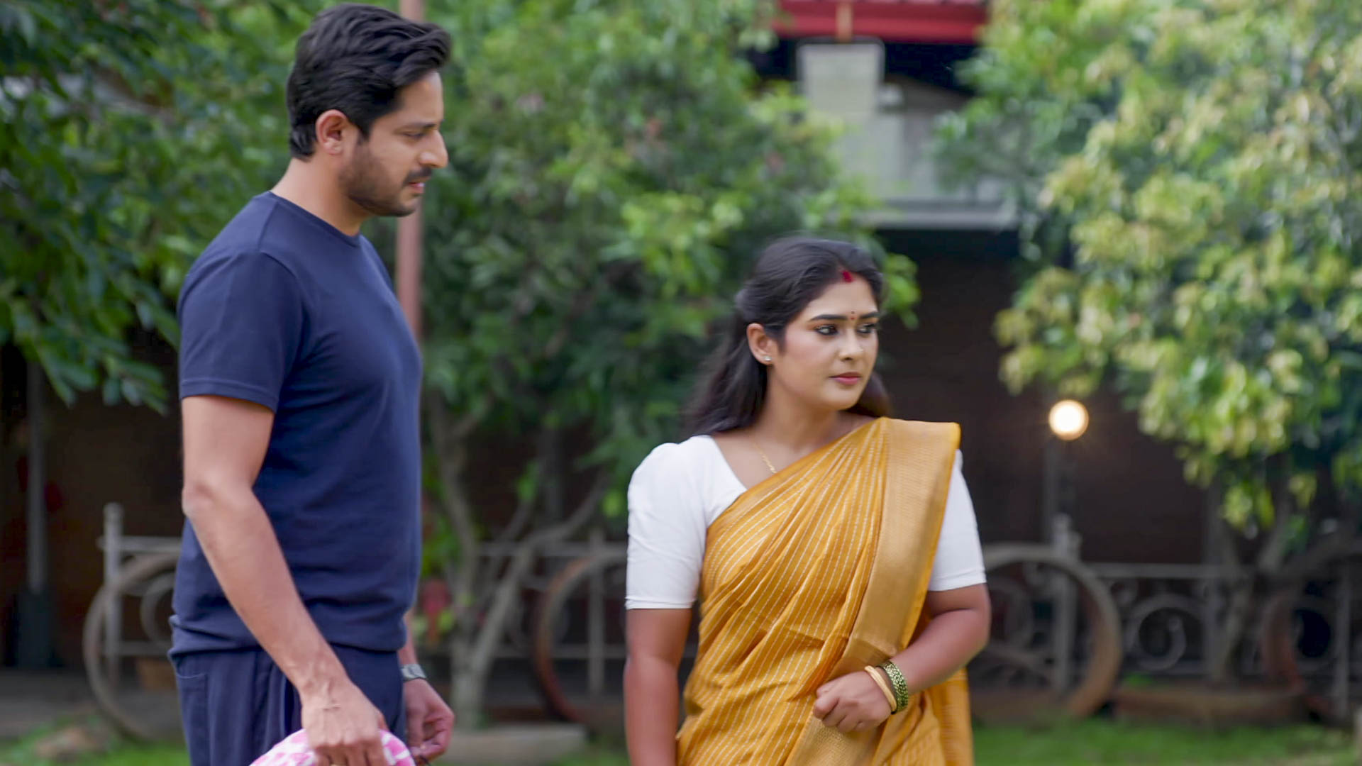 Watch Sharade Episode 111 on JioHotstar