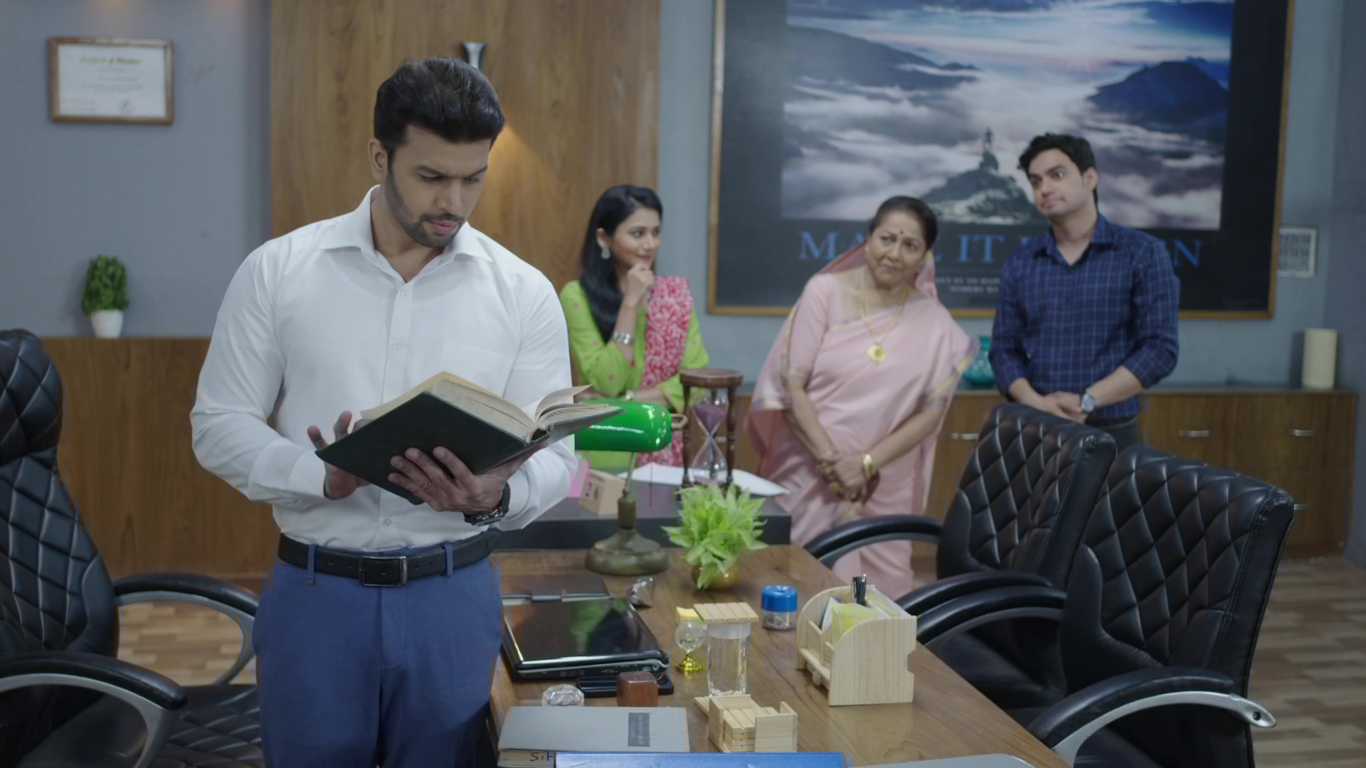 Stream tharala-tar-mag Online | Watcho