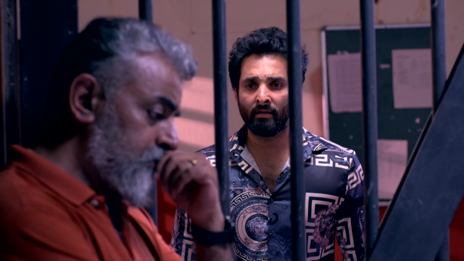 Watch Sidharth to Persuade Pratheesh Online