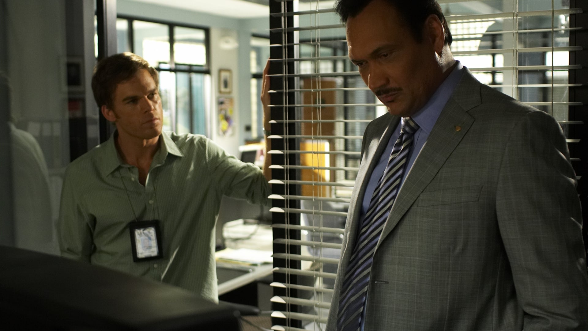 Watch Dexter S3 Episode 10 on JioHotstar