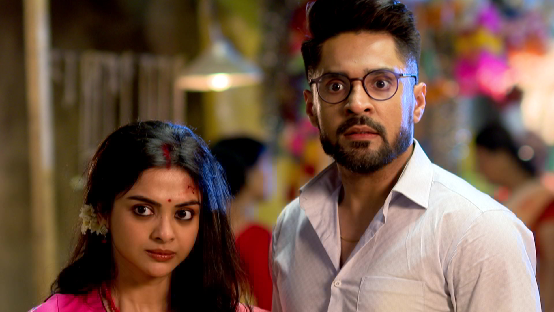 Watch Gaatchora S1 Episode 74 on JioHotstar