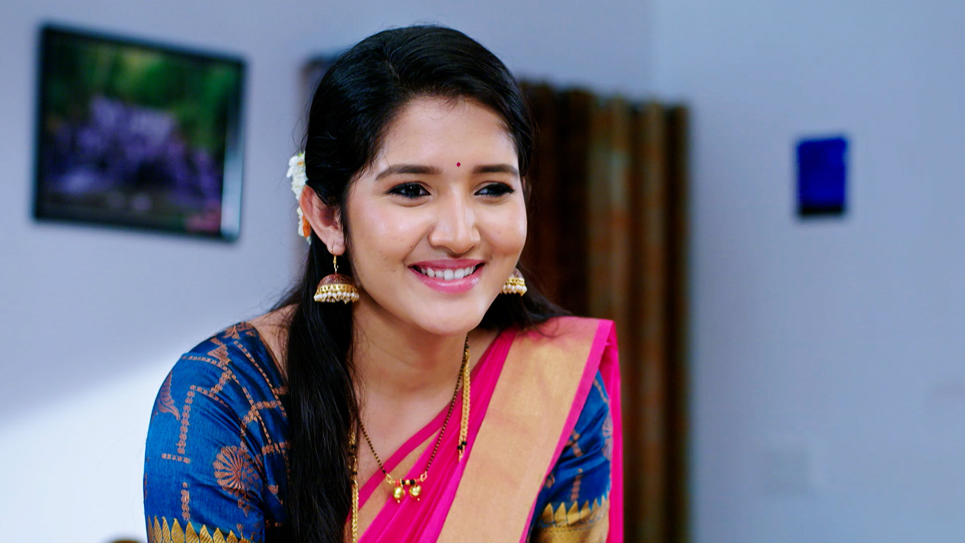 Watch Drishti Bottu Episode 201 on JioHotstar