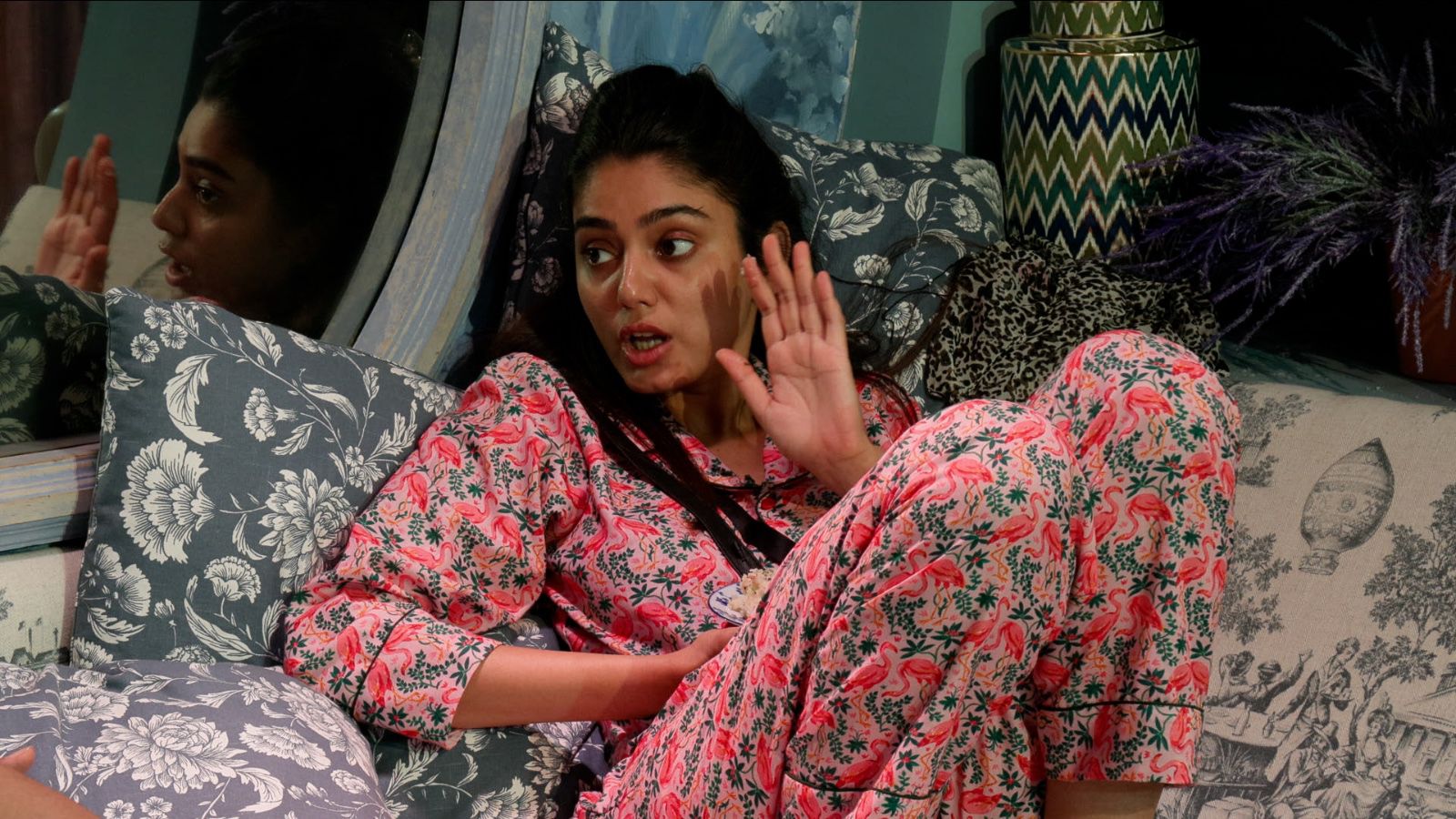 Mera Stand Lena Padega - JioHotstar