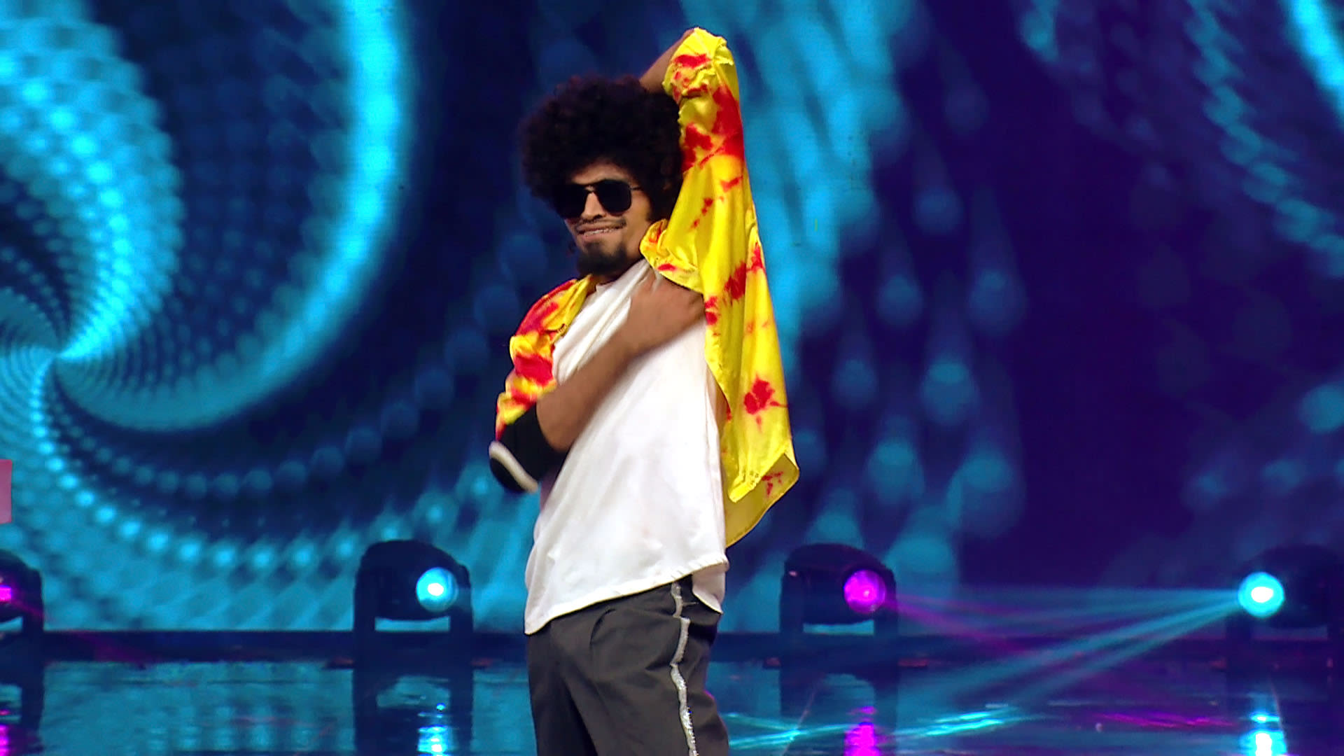 Stream Suraj Kadam's Electrifying Act Season 1 Episode 18 – Suraj Kadam ...