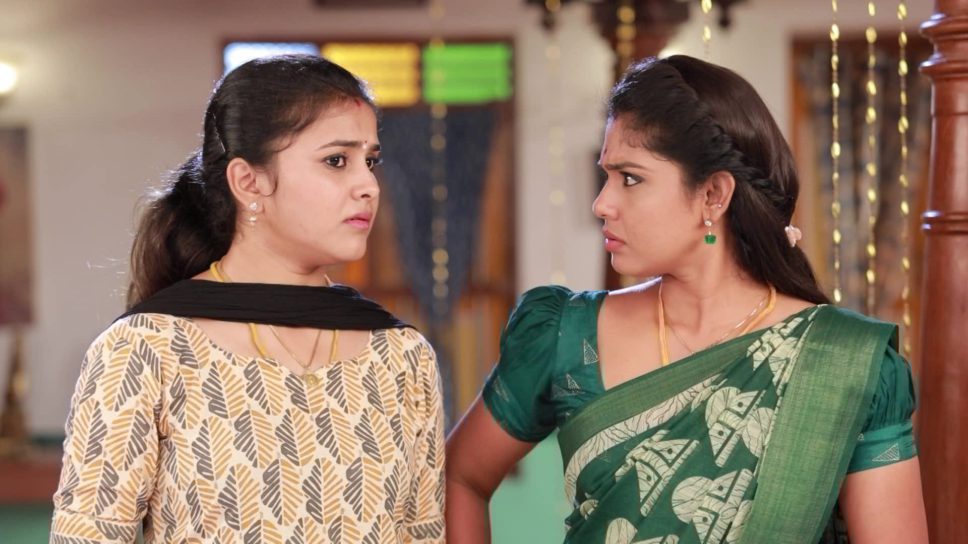 Watch Pandian Stores 2 Episode 275 on JioHotstar