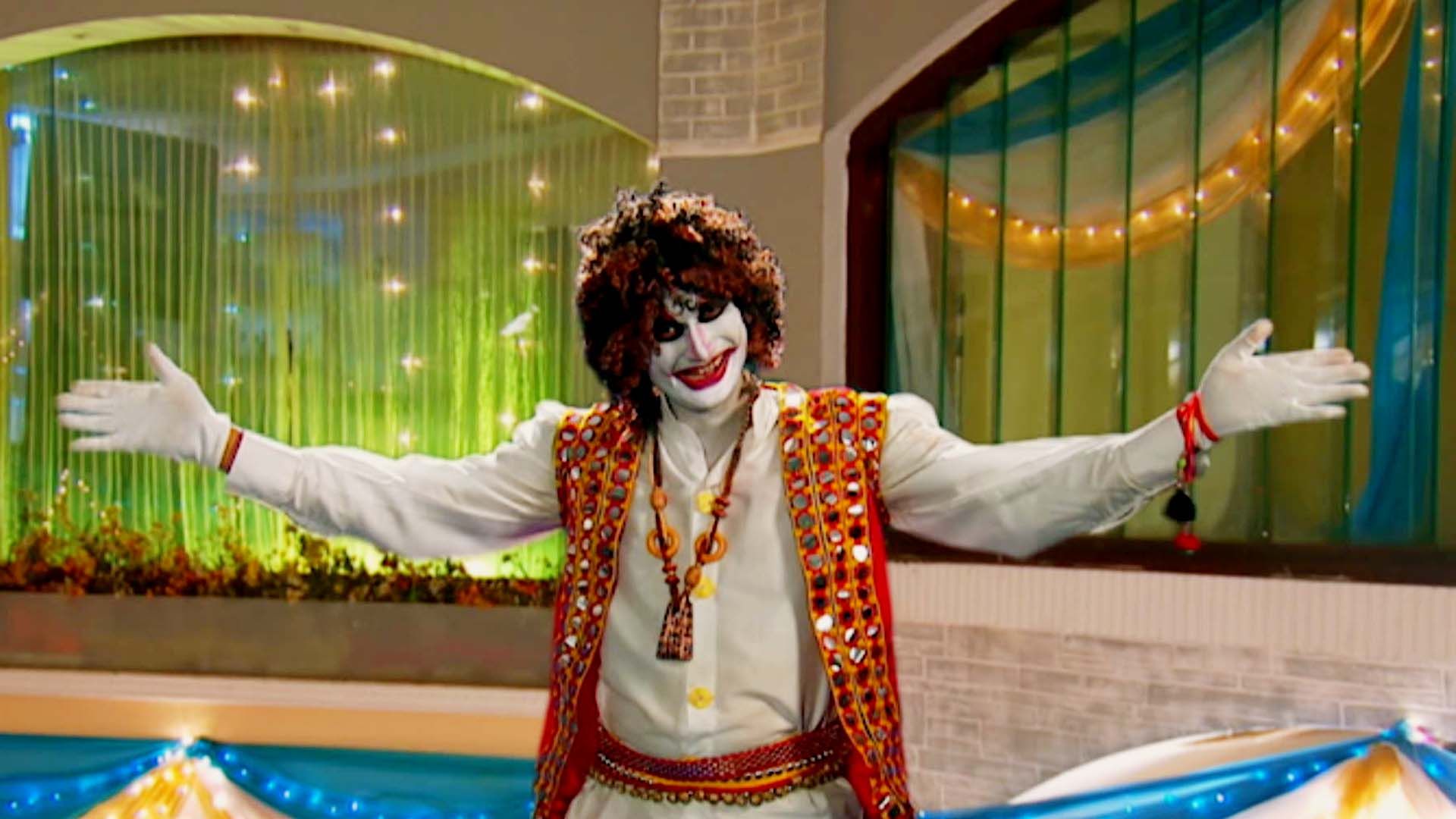 Watch a clip from E54 - The Killer Joker! on Hotstar