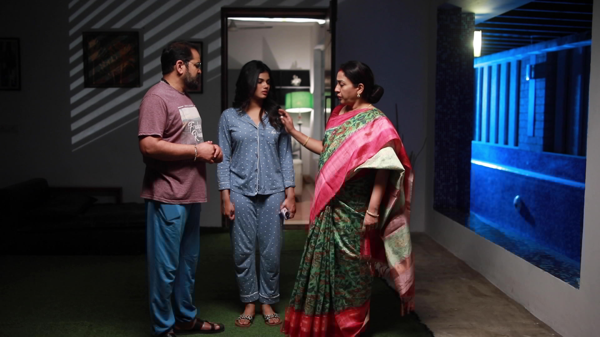 Stream Meenakshi Feels Victorious Season 1 Episode 614 – Meenakshi ...