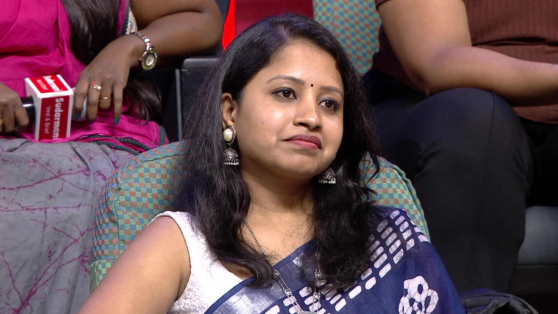 Watch Neeya Naana S23 Episode 375 on JioHotstar