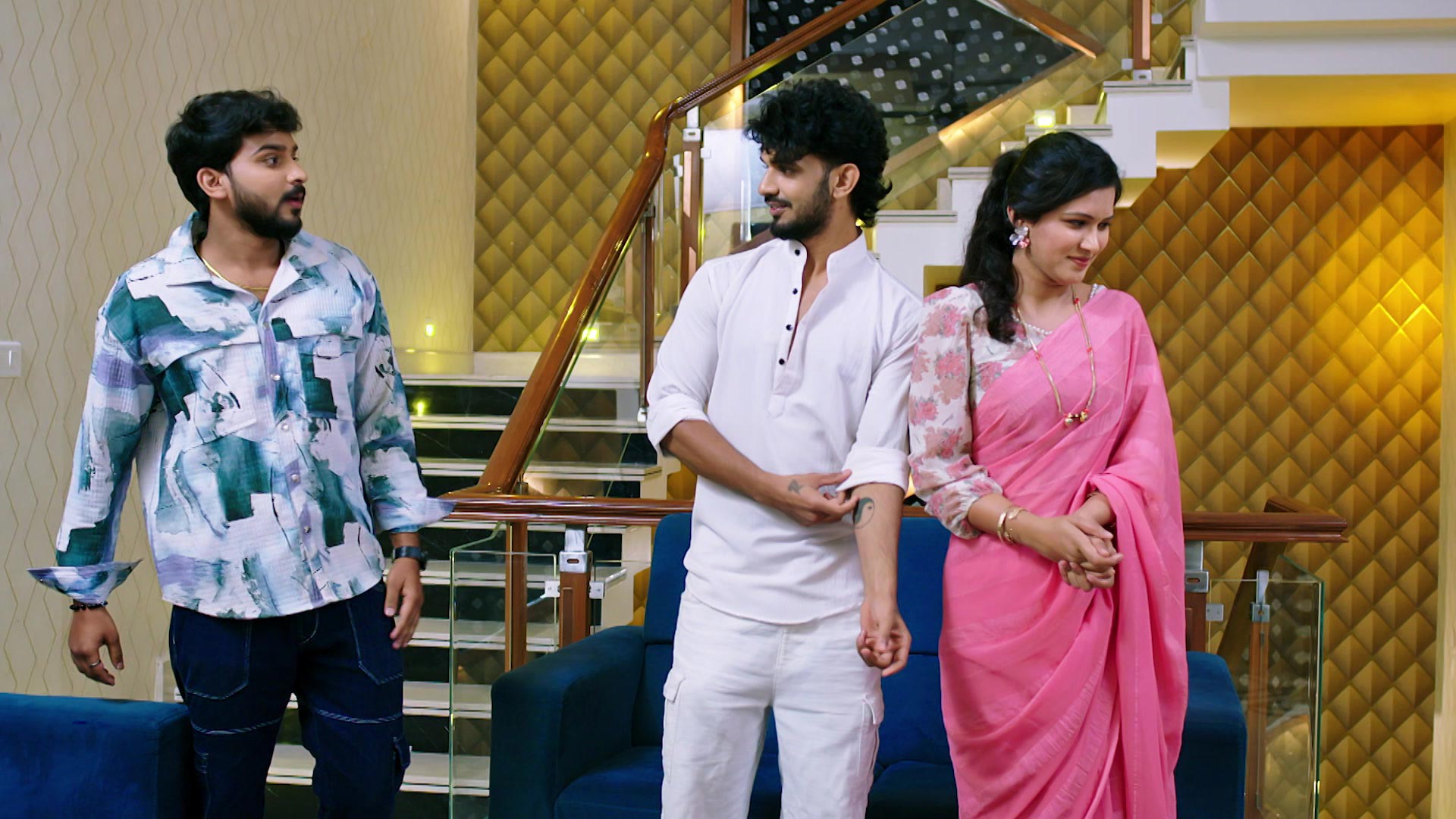 Watch Avanu Matthe Shravani Episode 575 on JioHotstar