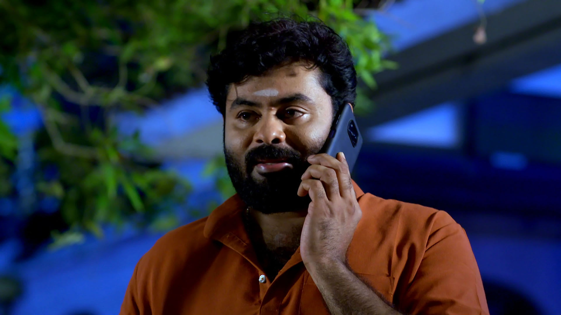 Watch Manu Calls Indira Online