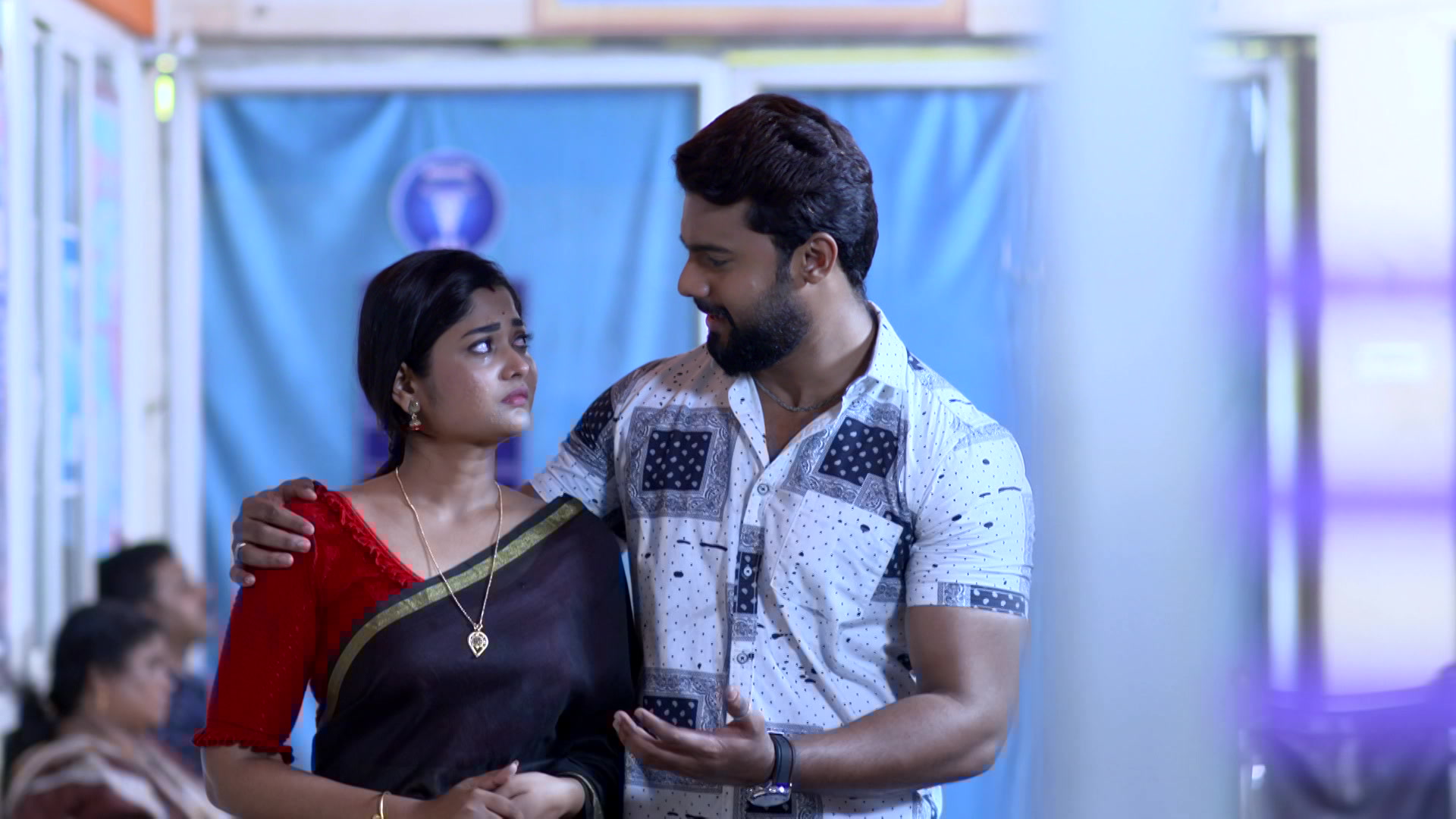 Watch Mounaragam Episode 820 on JioHotstar