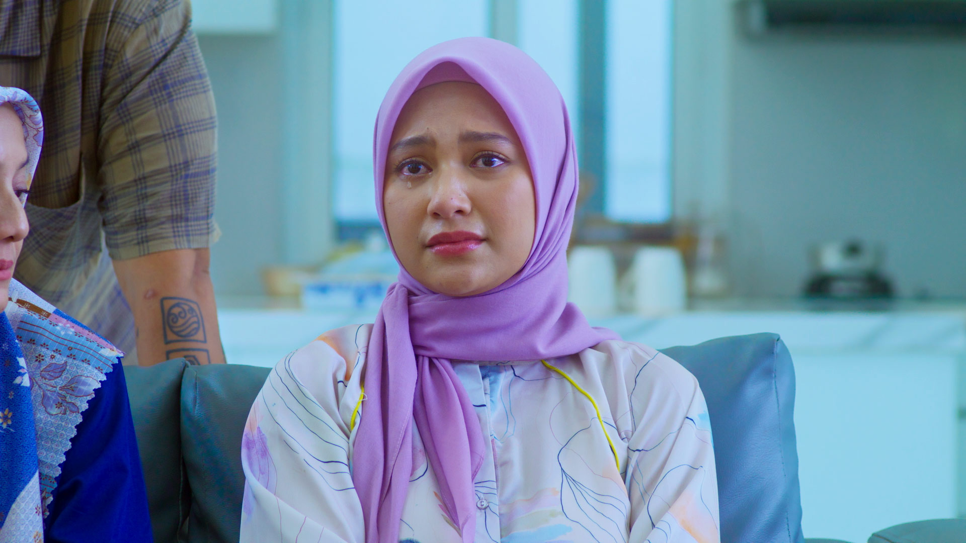 Nonton Sandcastle Season 2 Episode 2 - Sandcastle di Disney+