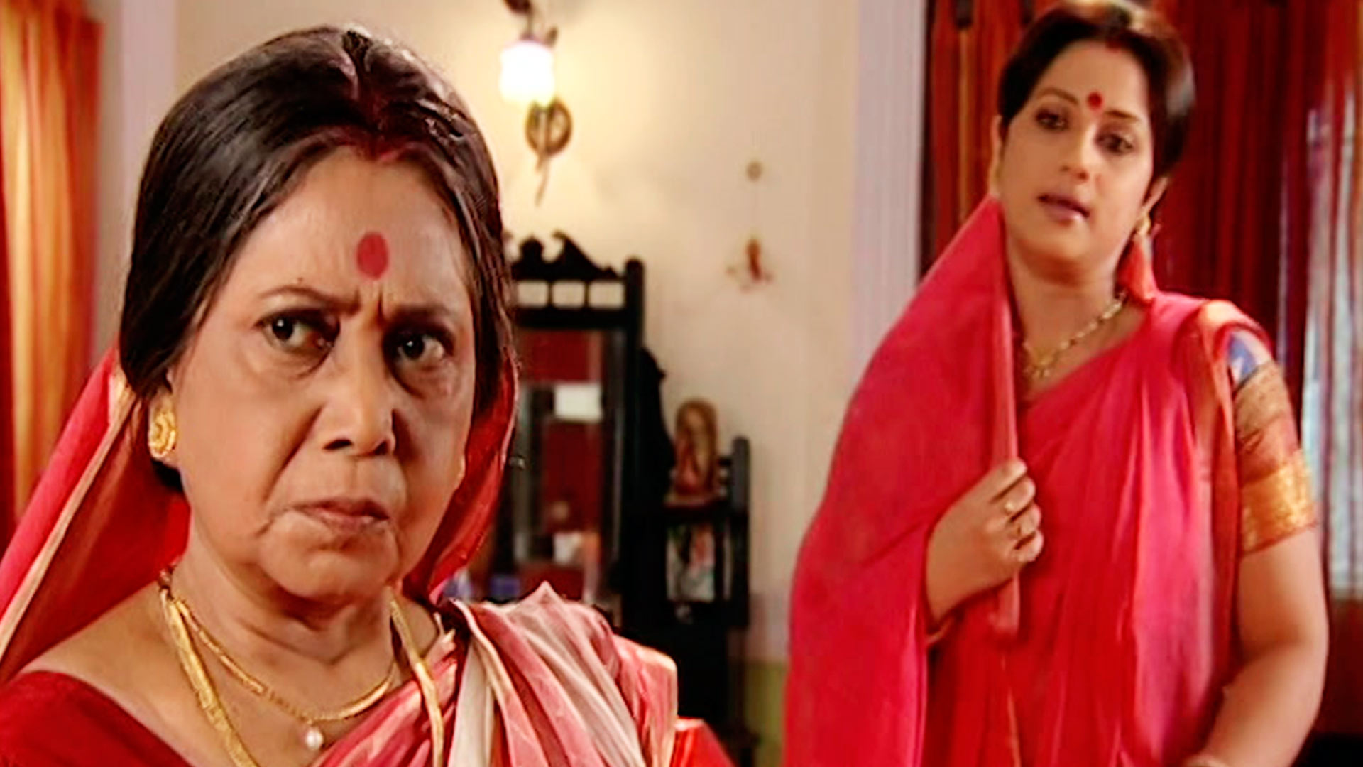 Watch Maa S1 Episode 14 on JioHotstar
