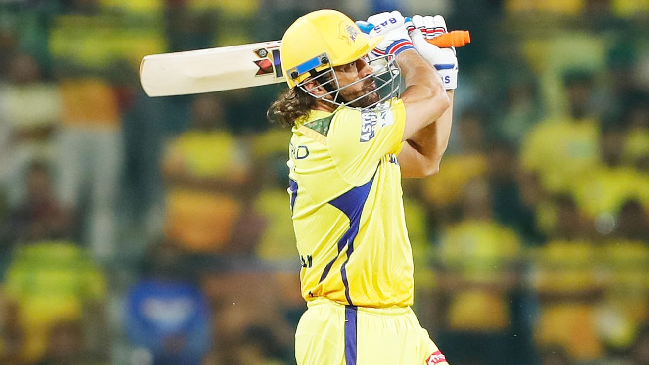 Mahi Lifts CSK With Late Cameo