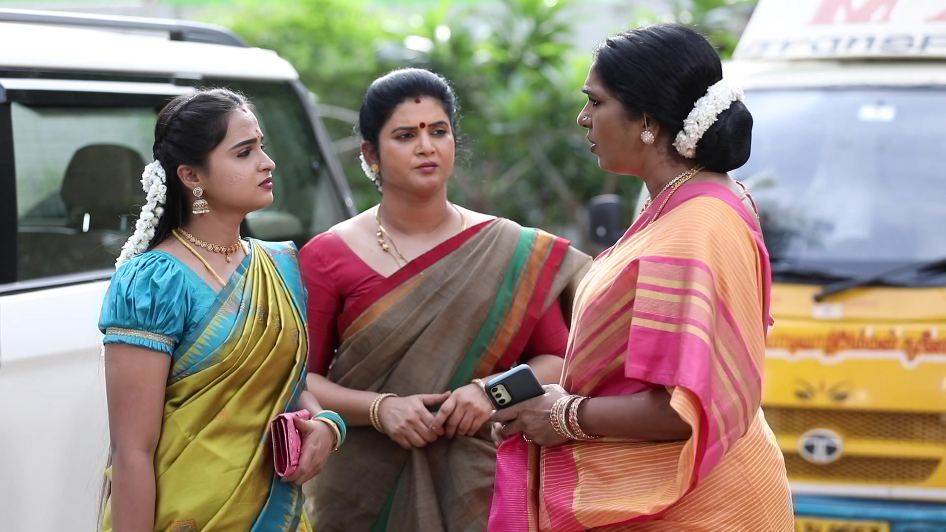 Watch Sakthivel Episode 221 on JioHotstar