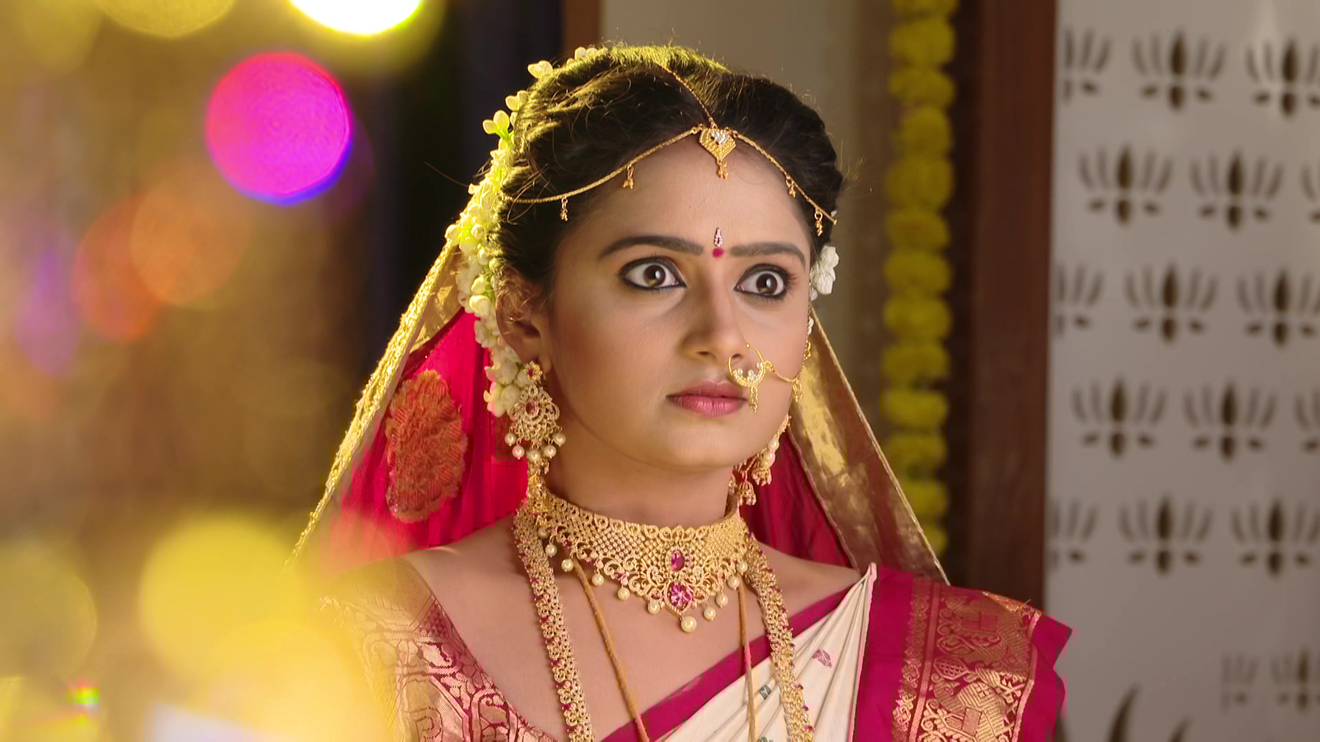 Watch Bangarada Panjara S1 Episode 71 on JioHotstar