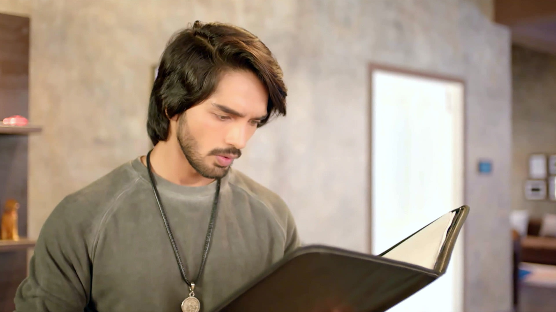 Watch Drushti Episode 10 on JioHotstar