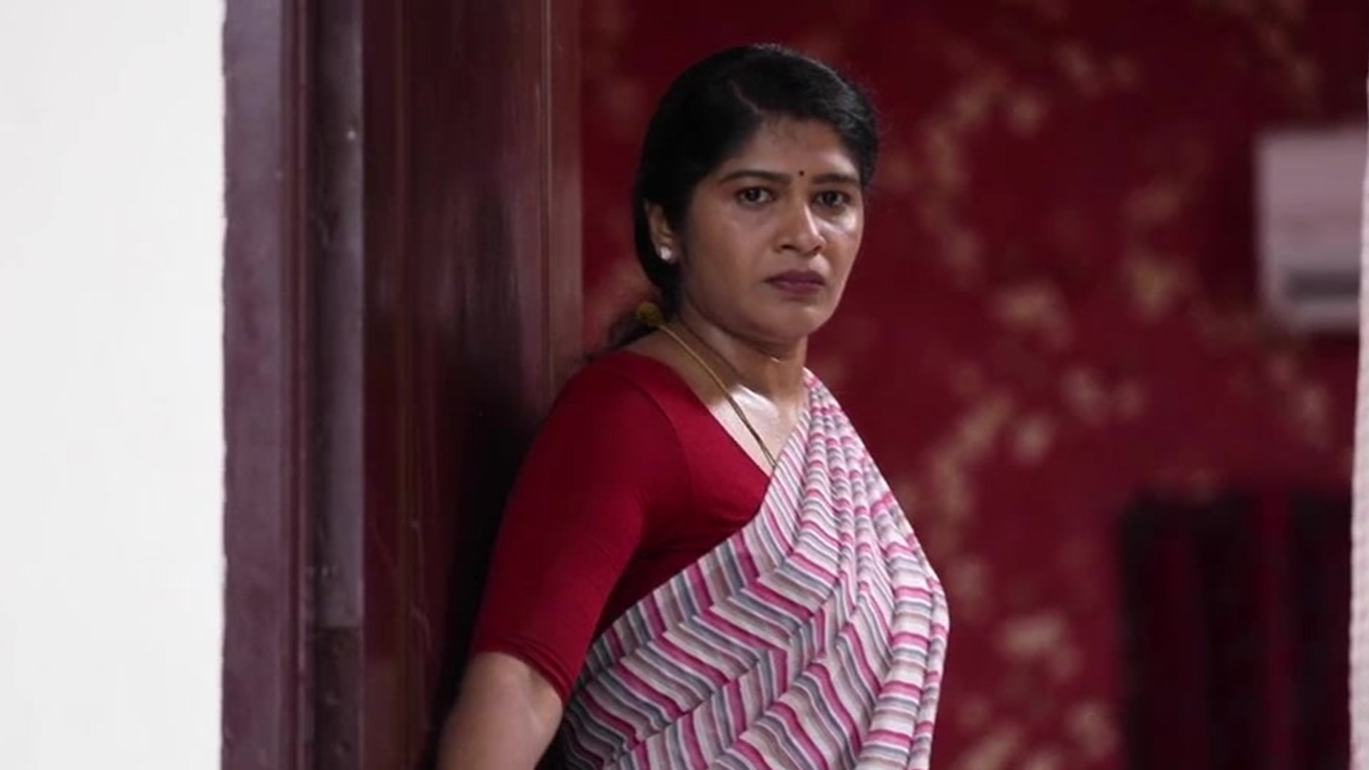 Stream Dhanam's Clever Move Season 2 Episode 876 – Dhanam's Clever Move ...