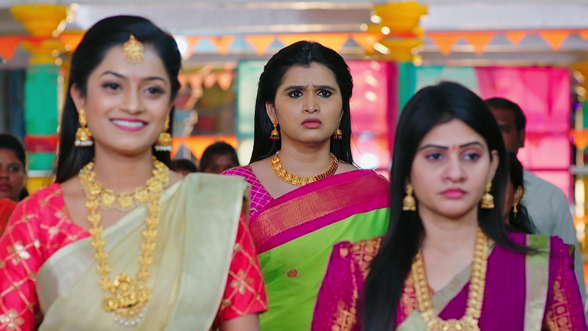 Watch Kumkuma Puvvu S8 Episode 1598 on JioHotstar