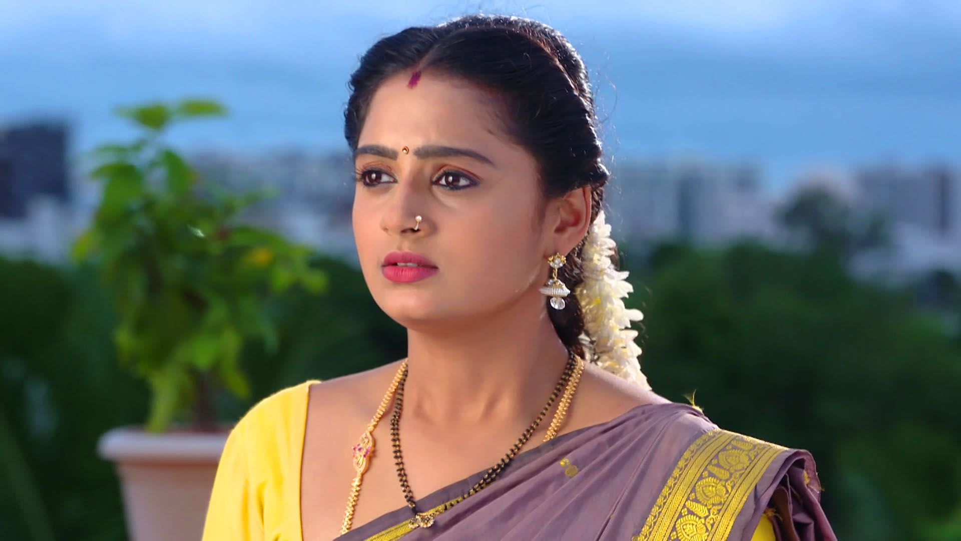 Watch Bangaru Panjaram S1 Episode 191 on JioHotstar