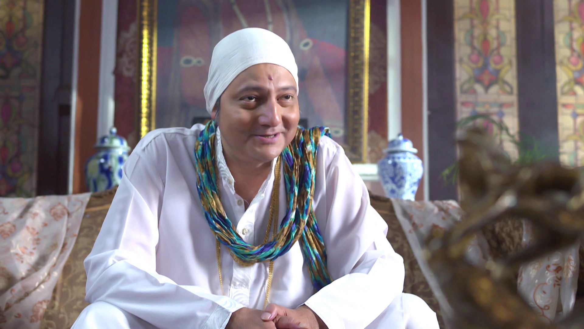 Watch Aloukik Na Loukik Episode 31 on JioHotstar