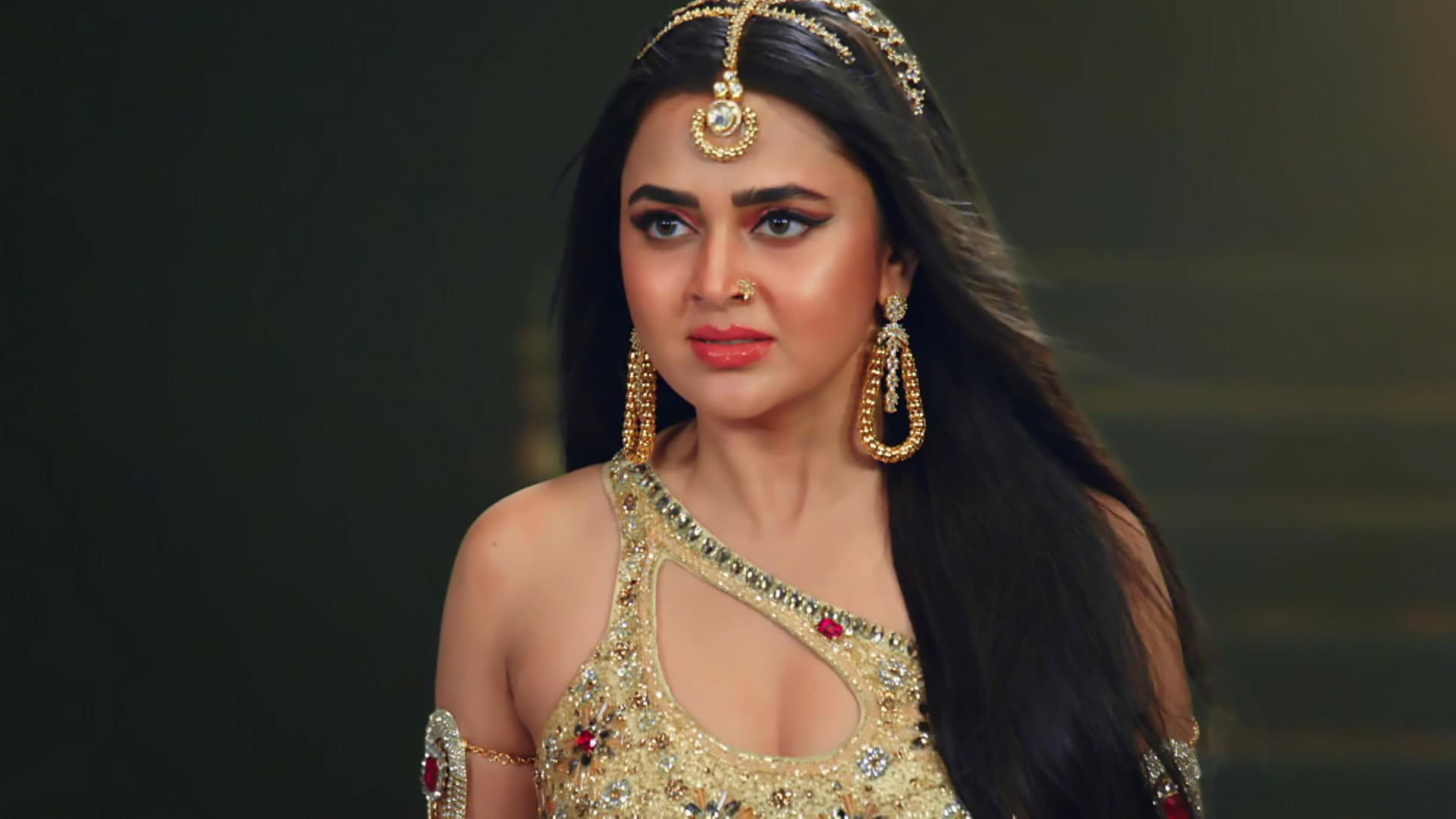 Watch Naagin Episode 146 on JioHotstar