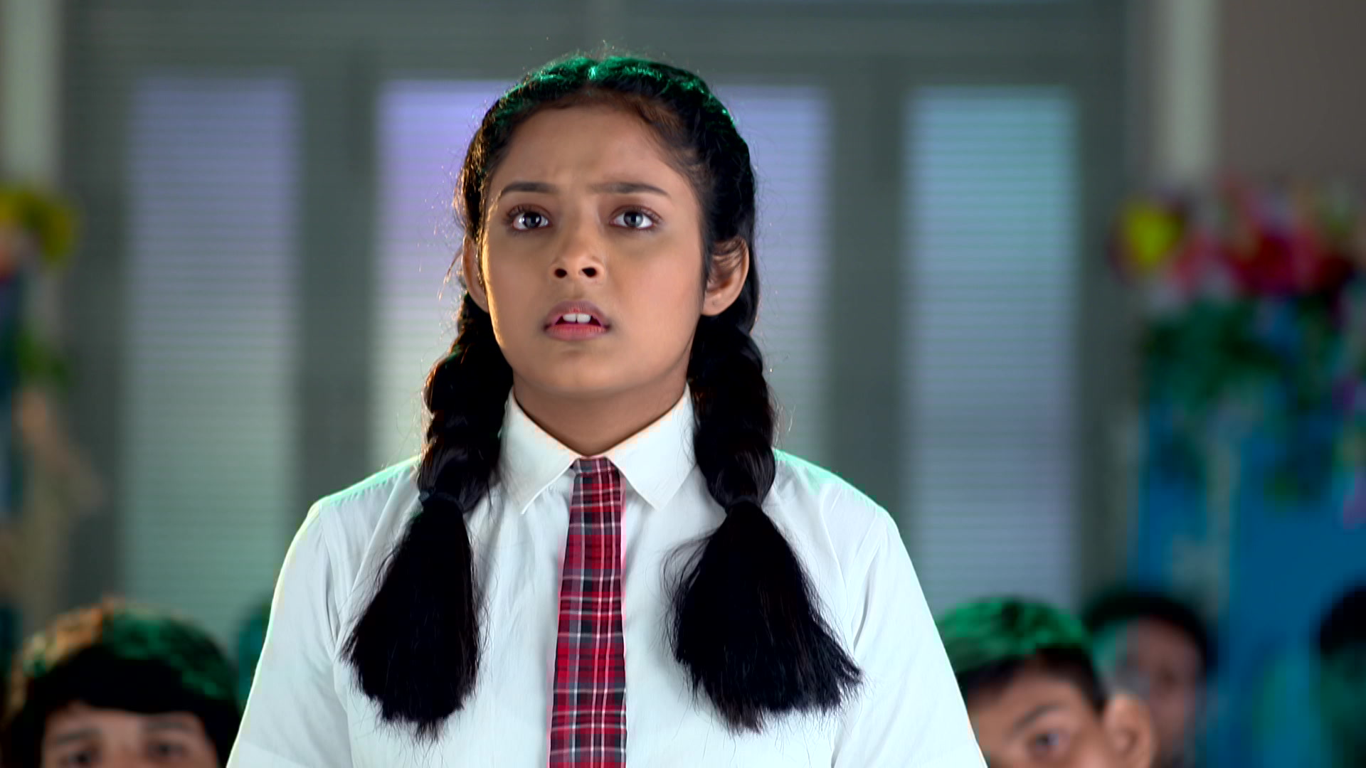 Watch Anurager Chhowa Episode 844 on JioHotstar