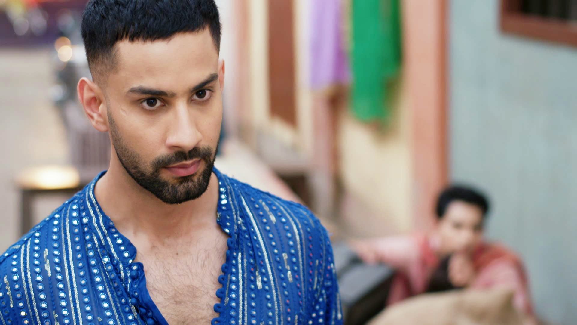 Watch Pandya Store S2 Episode 1074 on JioHotstar